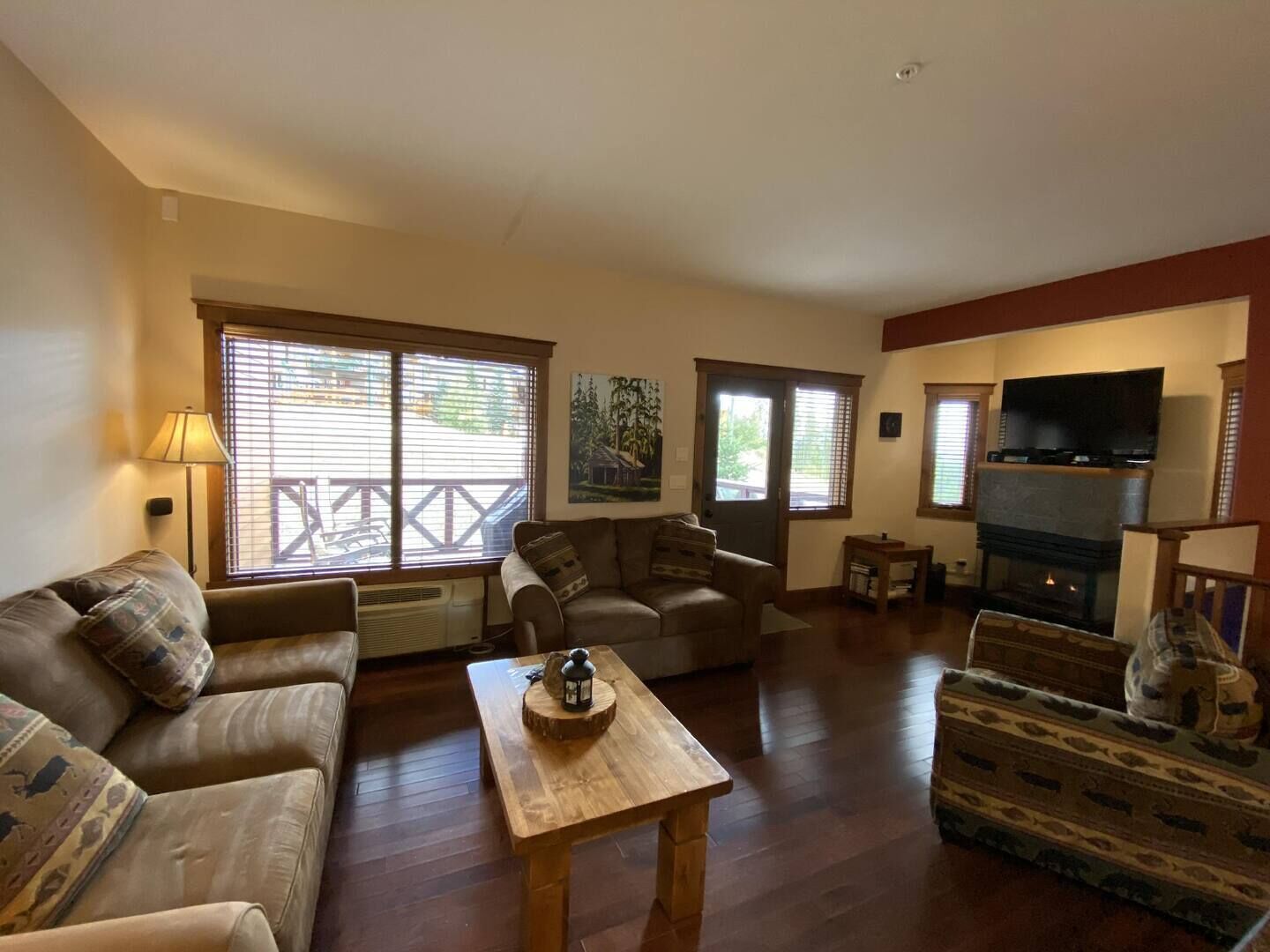 Timberstone 6 - Golf - Ski - Hike - Chill - Private Hot Tub - Sleeps 6 - Kimberley