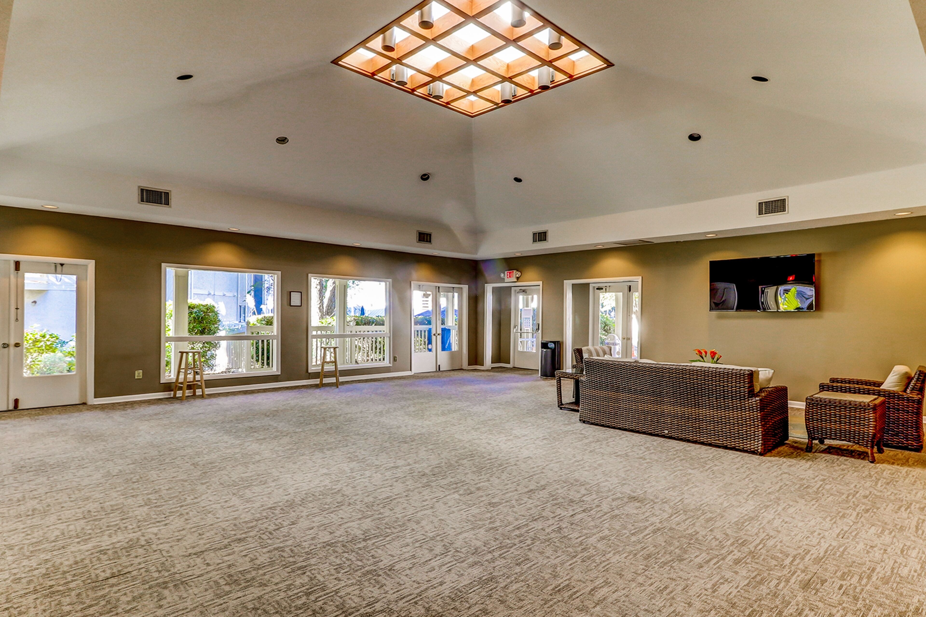 Comfy Home W/full Kitchen/private Balcony/shared Pool & Hot Tubs - Near Beaches - South Carolina