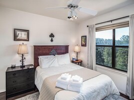 Estúdio (4 Bedrooms) | Comodidades da propriedade