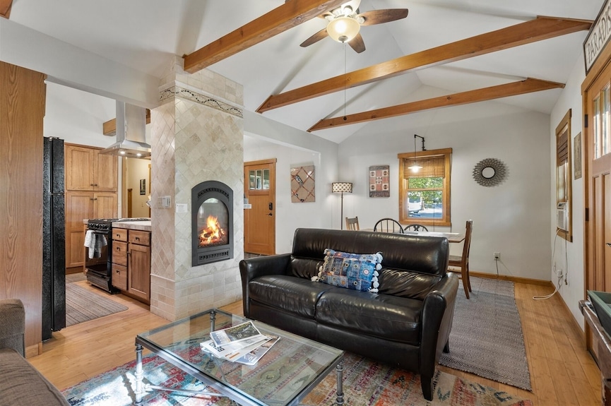 Georgia Cottage Lindy | Old Bend Pet (Dog) Friendly Walk Everywhere! - Oregon