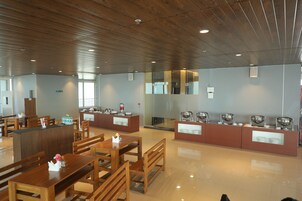 Café da manhã, almoço e jantar