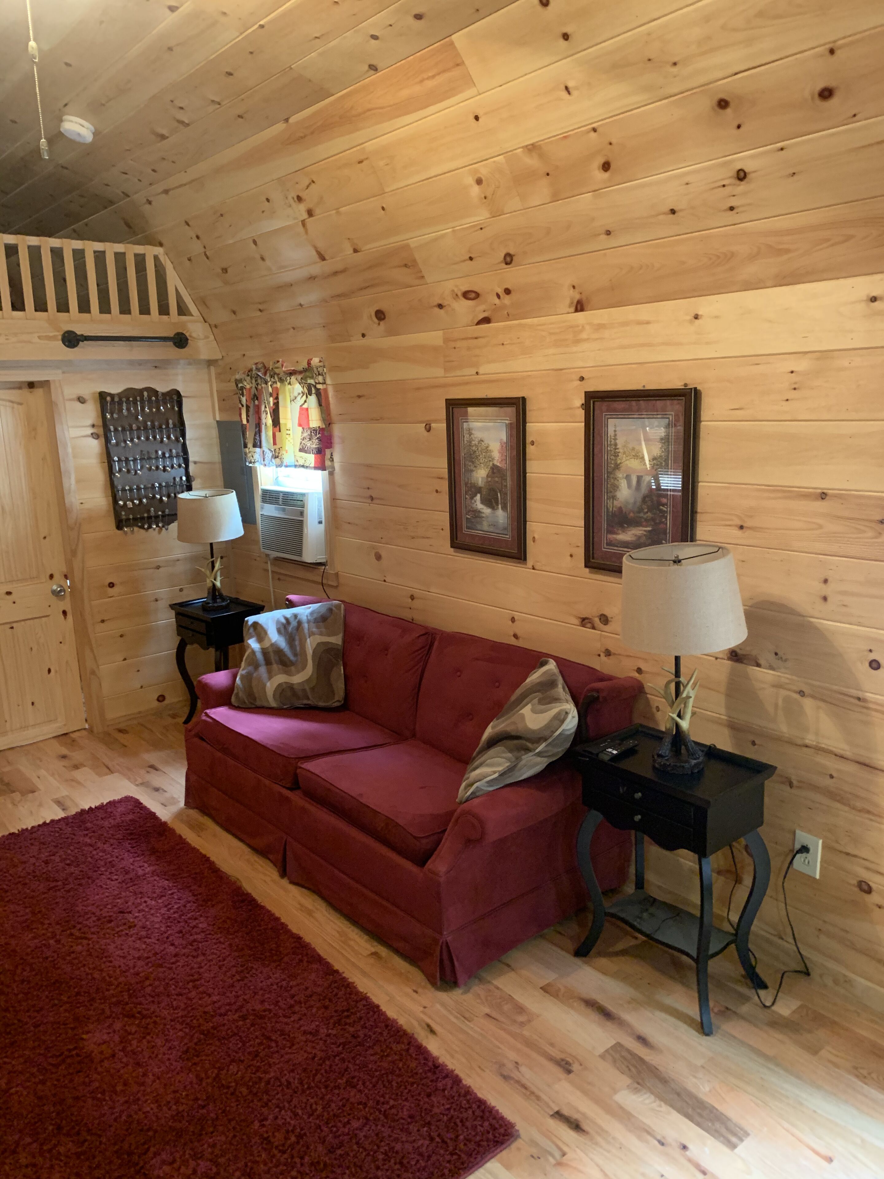 Monthly Rental Cottage Just 1 Min From Gatlinburg - Gatlinburg, TN