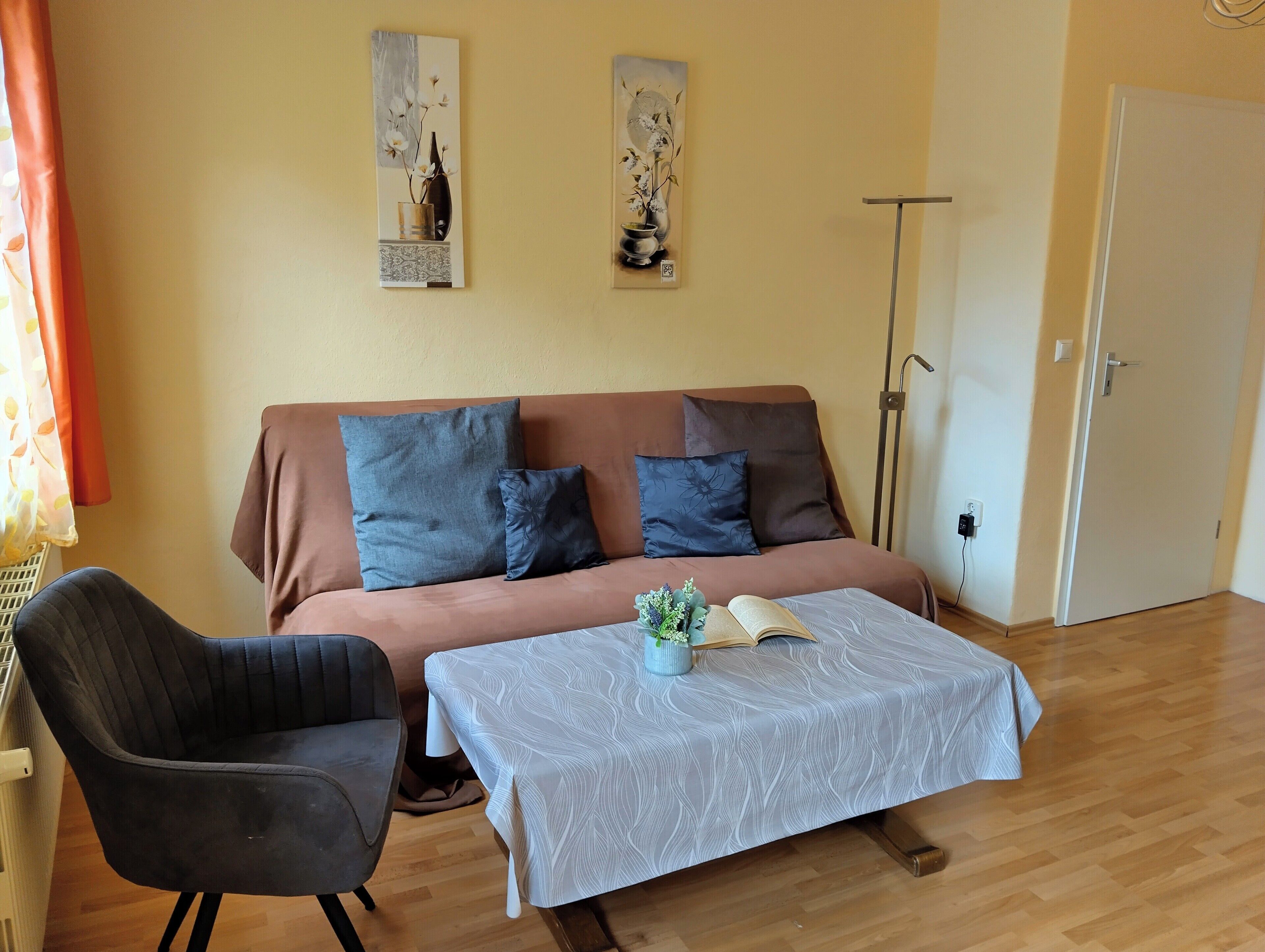 Vacation Apartment In An Area Characterized By Wine And Fruit Growing - Dresden