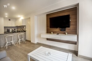 Apartamento (109) | Área de estar | Smart TV, pisos aquecidos