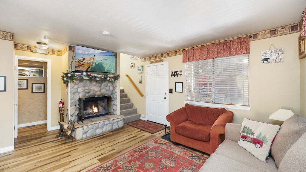 Close To Skypark & Snow Valley- Full Kitchen, Fireplace, Hbo Max, Netflix - Green Valley Lake, CA