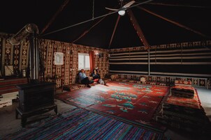 Barraca tradicional | Individualmente decorados, escrivaninha, Wi-Fi de cortesia