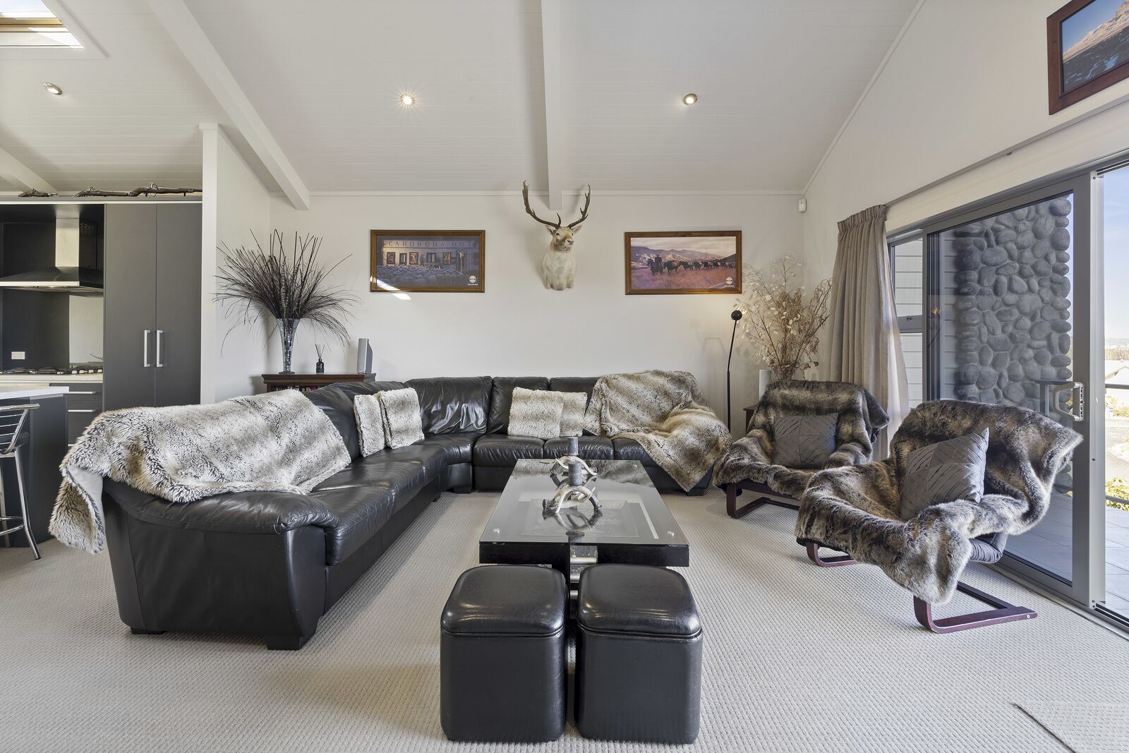 Lake View Bliss - Lake Taupo Holiday Home - Taupō