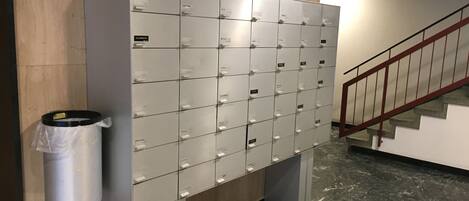 Entrada (vista interior)