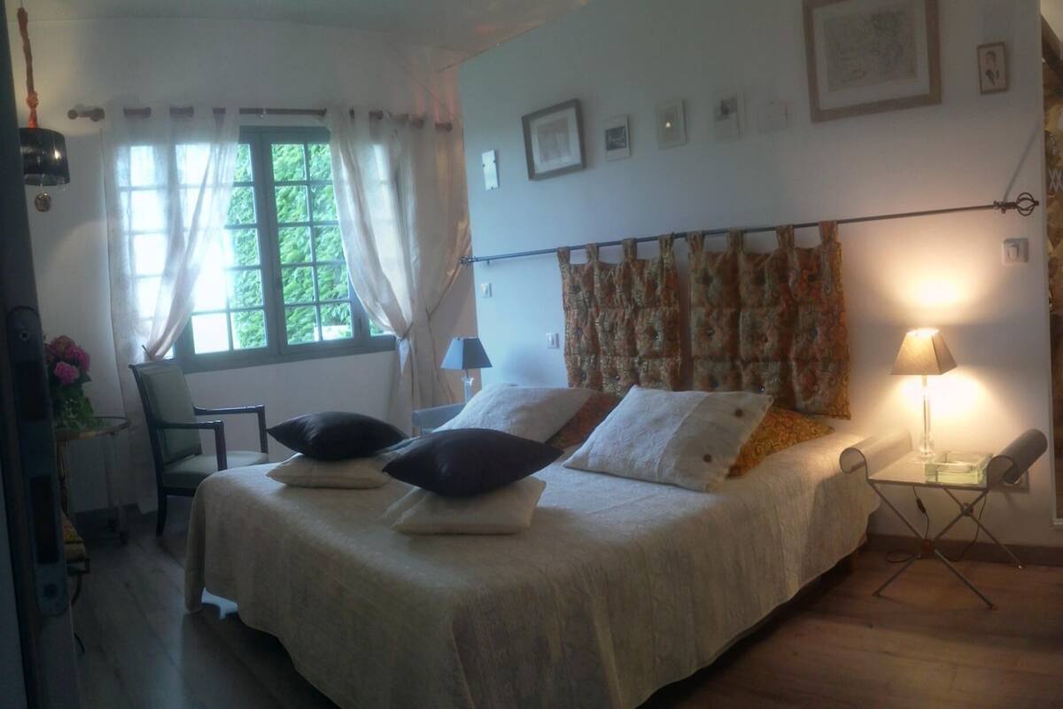Quarto casal (L’en Verre Déco T) | Individualmente decorados, individualmente mobiliados, cortinas blackout
