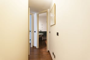 Apartamento, 2 quartos | Comodidade do quarto