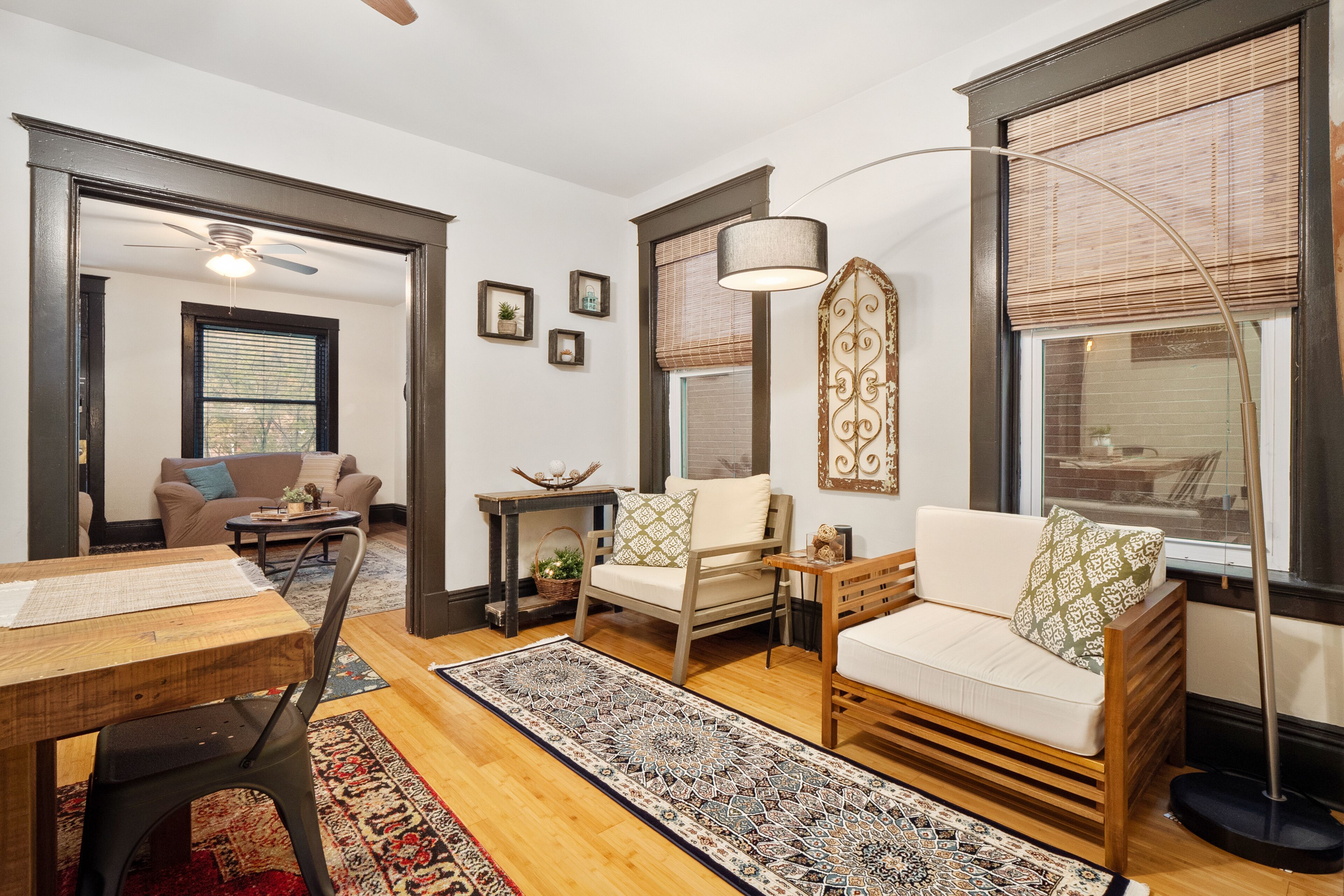 The Rustic City Inn: Centrally Located To Everything, In Beautiful Tower Grove - St. Louis, MO