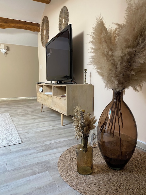 Stone House With Swimming Pool - Gard