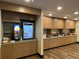 Pequeno-almoço tipo buffet diário incluído 