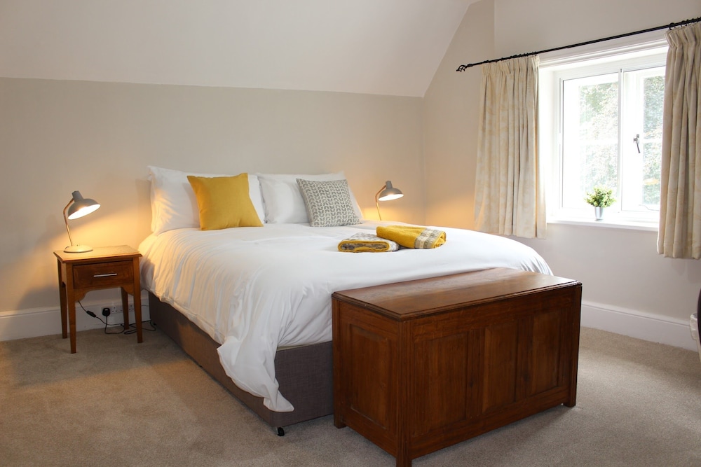 2 Bedroom Apartment In Grade 2 Listed Village Manor House - Wantage