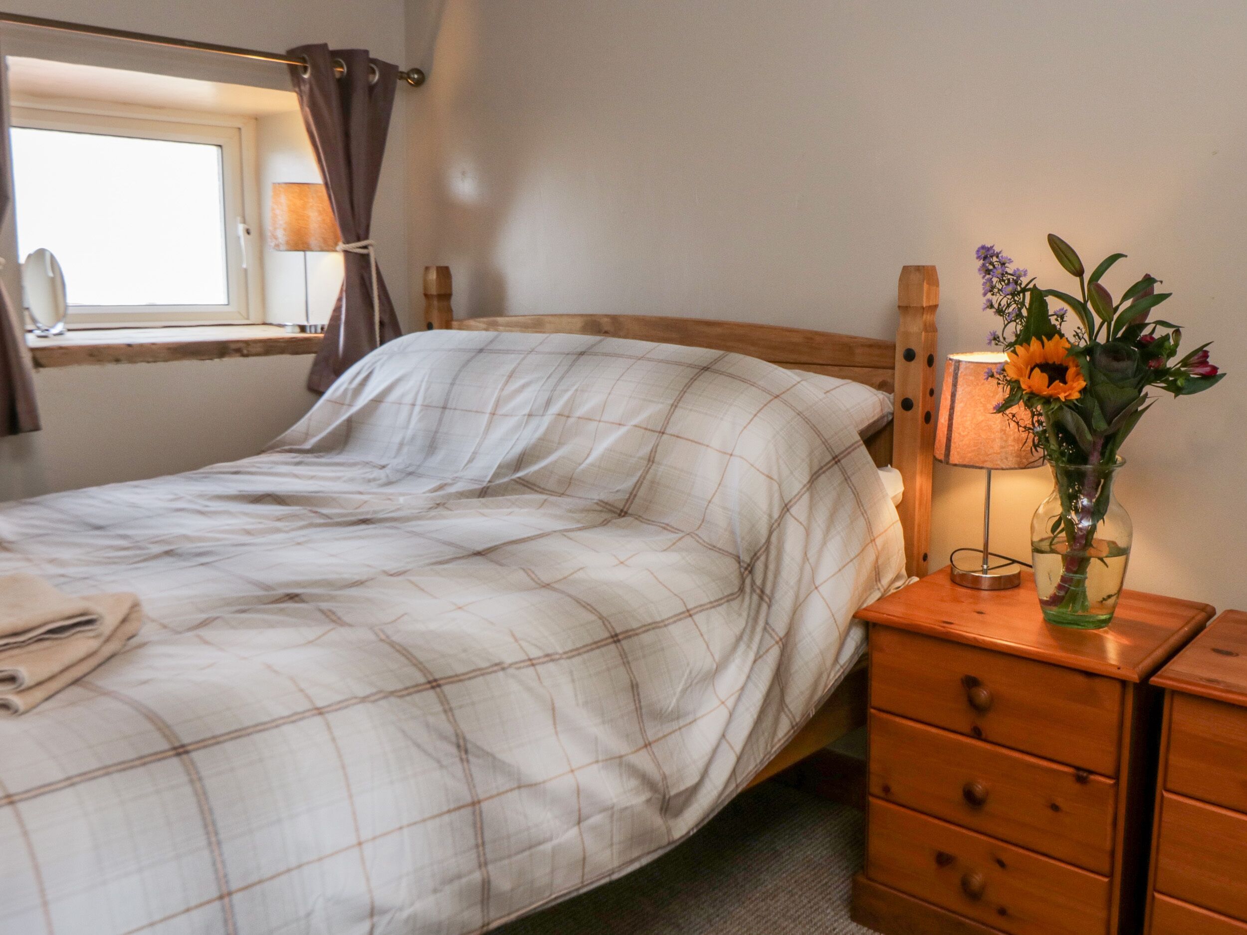 Wren, Romantic, Country Holiday Cottage, With Open Fire In Burniston - Robin Hood's Bay