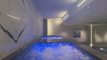 Piscina interior