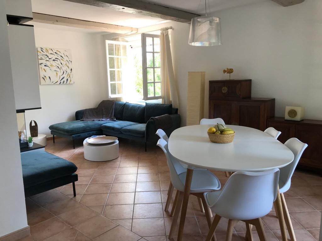 Beautiful House, Air-conditioned, Private Pool, Very Quiet, 10min Walk From The Beach - Fréjus