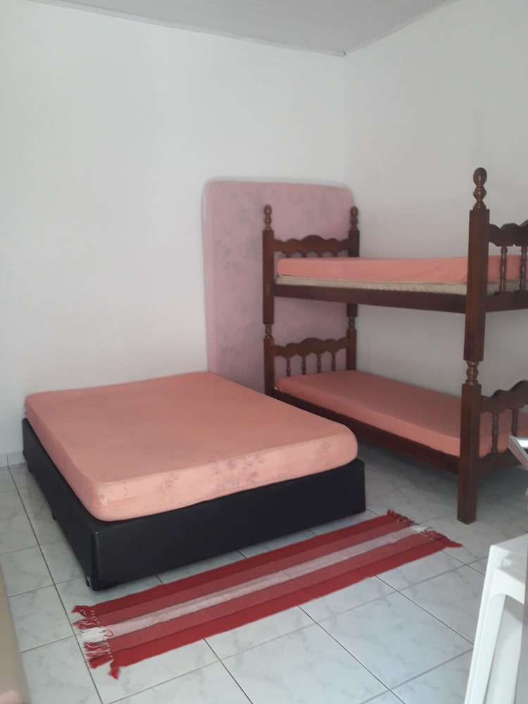 Casas Em Condomínio Fechado ,Com Tudo Perto ,Comercio Há 400 Mts Da Praia - São Paulo
