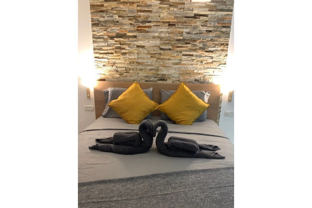 5 ★ Apt@haifa Center, Amazing Sea View, Wifi&ntflx 25 - Israel