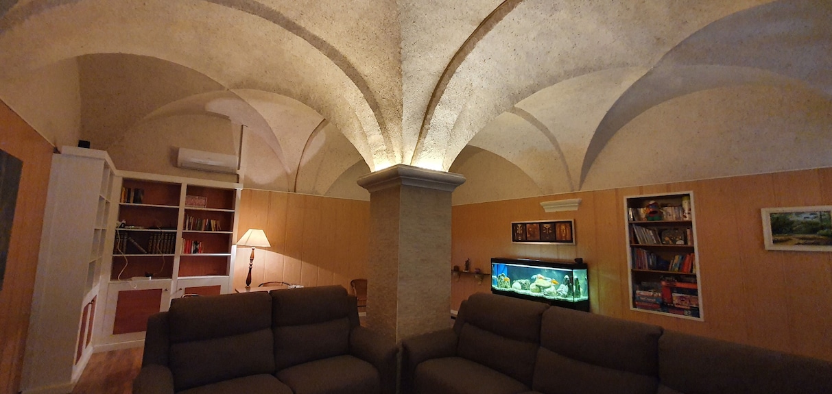 Cal Cupets-large Capacity House. Free Bikes - Catalogne