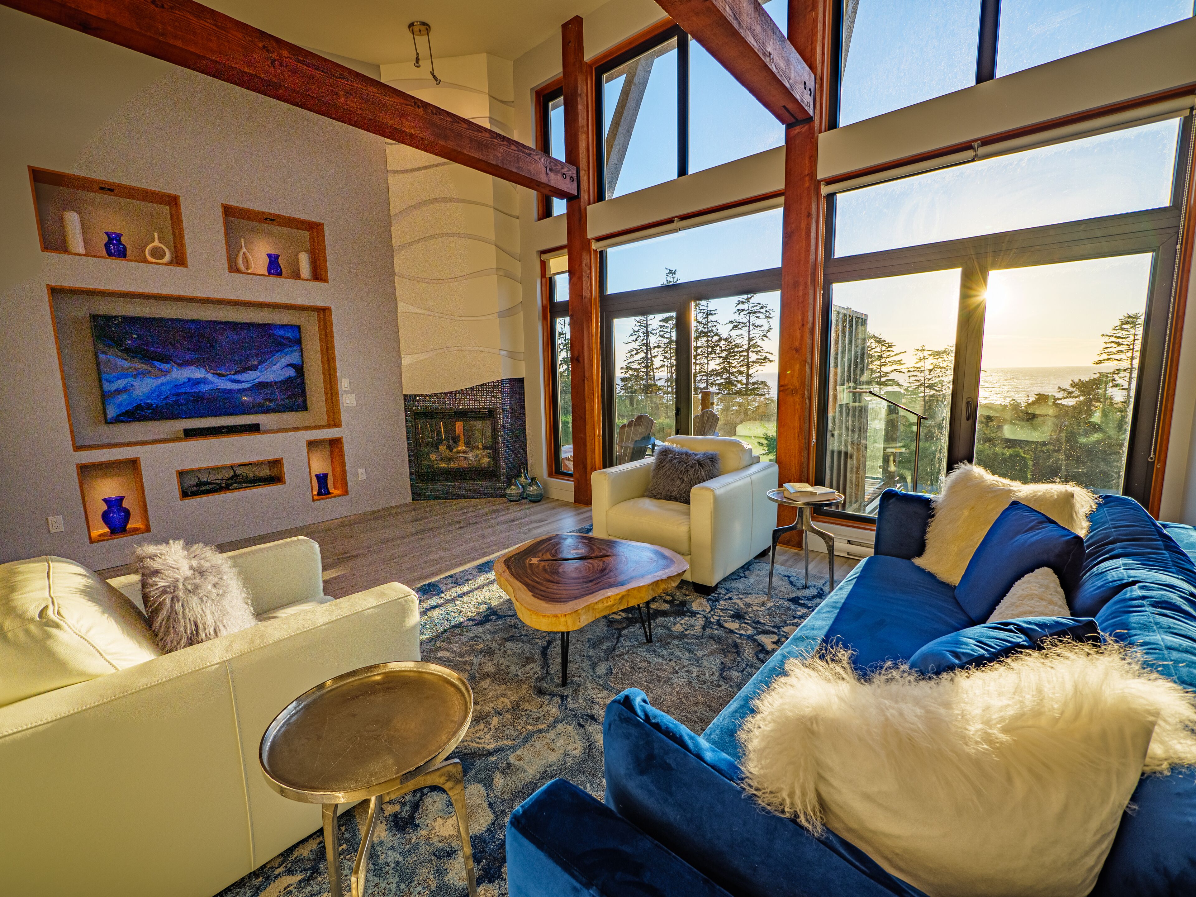 Newly Renovated 2 Bedroom Condo In The Ridge Ucluelet - Ucluelet