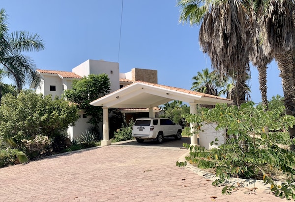 Luxury Mixed With Nature. - Todos Santos