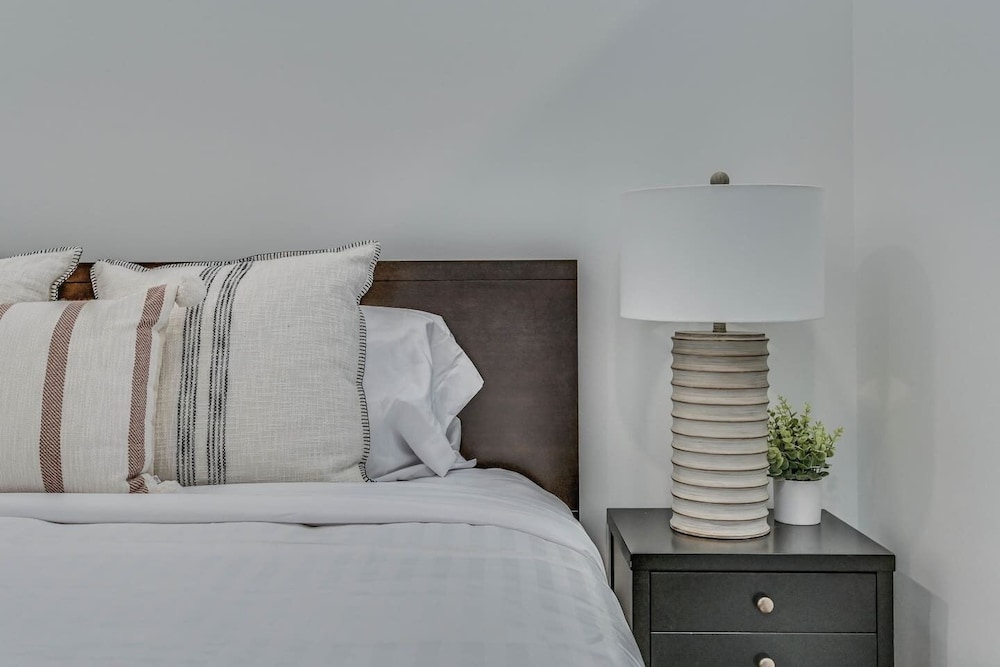 Nashville Condo Gulch/downtown-walking Distance! - Nashville, TN