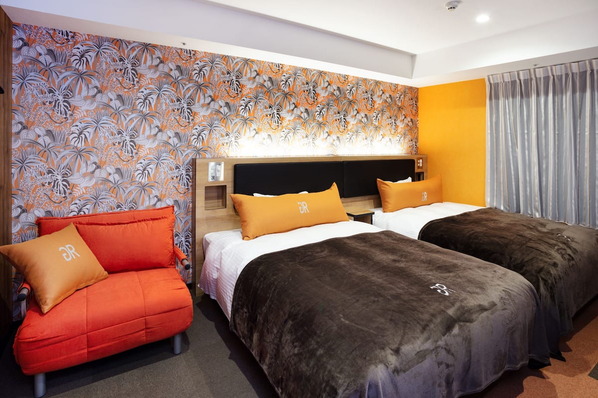 Edredons de pluma, escrivaninha, cortinas blackout, Wi-Fi de cortesia