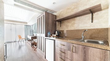 Quarto triplo panorâmico, vista para o mar | Roupas de cama antialérgicas