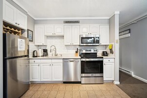 Apartamento em Condomínio Fechado, várias camas (Whiffletree C2) | Cozinha privada