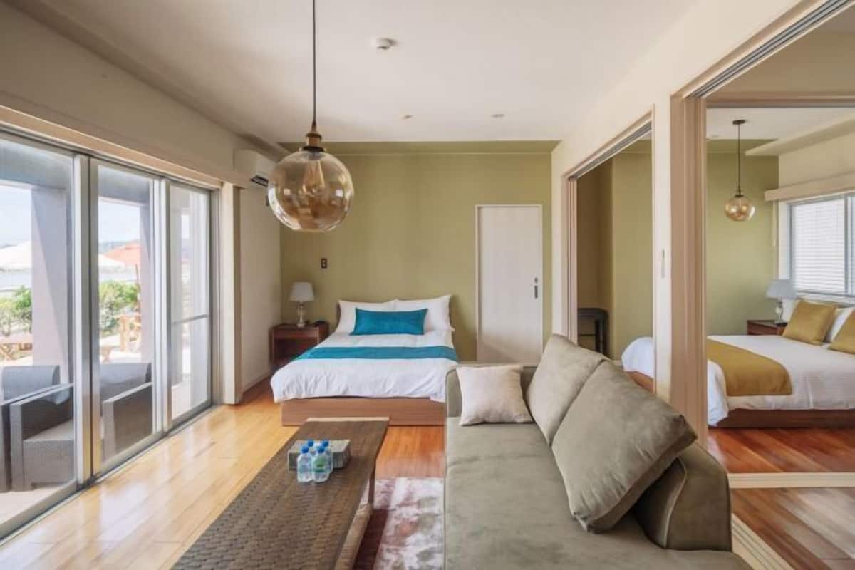 3 quartos, com decoração personalizada, cortinas/cortinados opacos