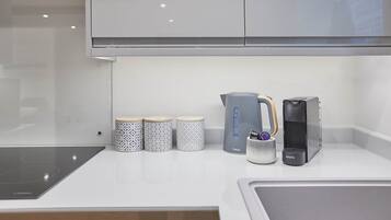 Casa | Cozinha privada | Um frigorífico/congelador grande, um micro-ondas, um forno