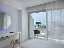 Quarto família | Vista para praia/oceano