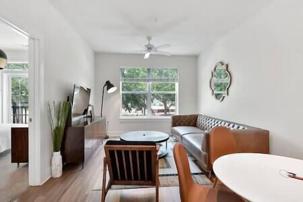 Live Well | Relax | Cozy | Old Town | 2 Bedrooms - Alexandria, VA