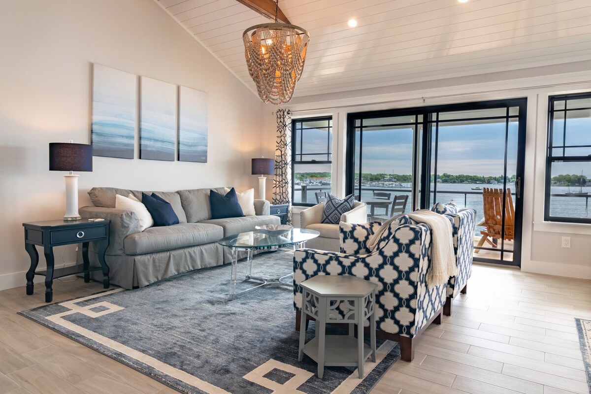 Harbor View Landing Mystic CT - The Mystic Waterfront House - Third ...