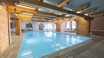 Piscina interior