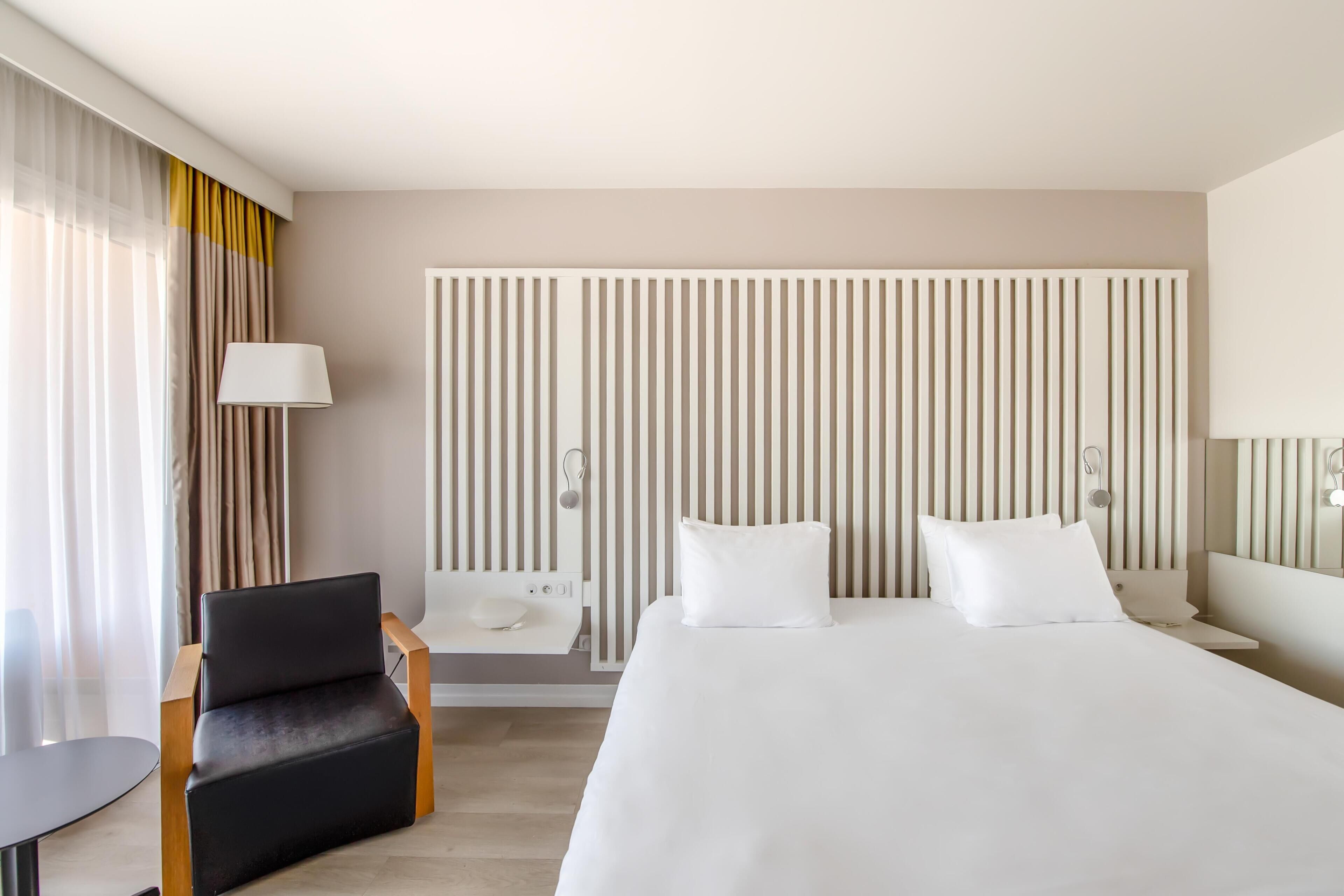 Quarto superior, sacada (Hill View) | Roupas de cama premium, frigobar, cofres nos quartos, escrivaninha