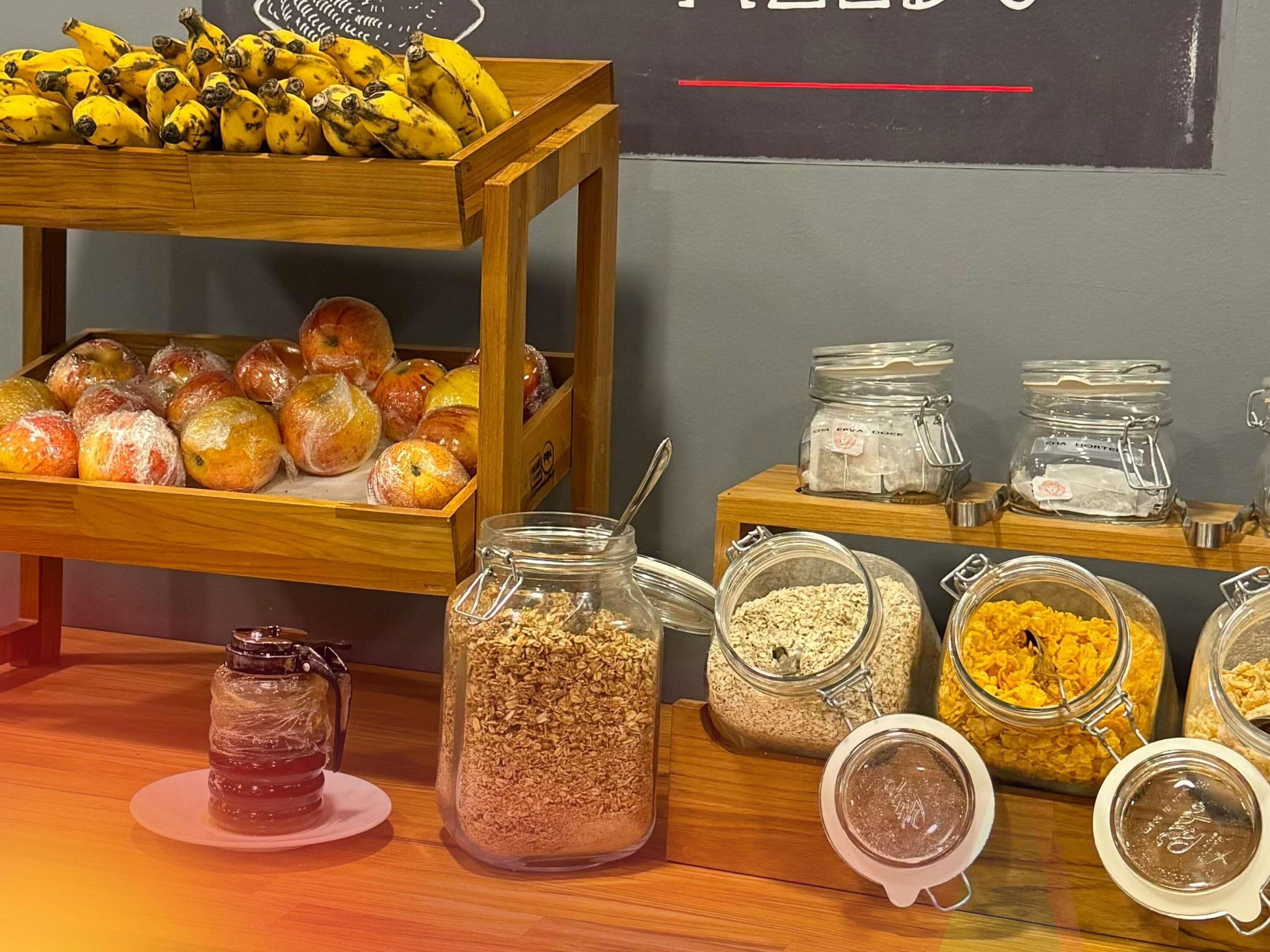 Pequeno-almoço tipo buffet diário (58.00 BRL por pessoa) 