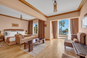 Quarto Superior, 3 camas individuais, vista para o mar (Aswan Villa) | Lençóis de algodão egípcio, roupa hipoalergénica, minibar