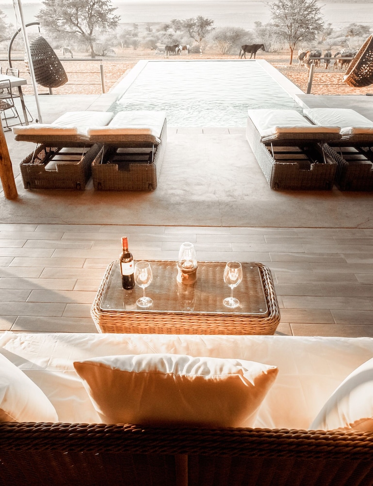 Bagatelle Kalahari Game Ranch - Namibia