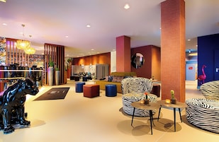 Lounge no saguão