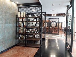 2 restaurantes: opção de café da manhã, almoço e jantar