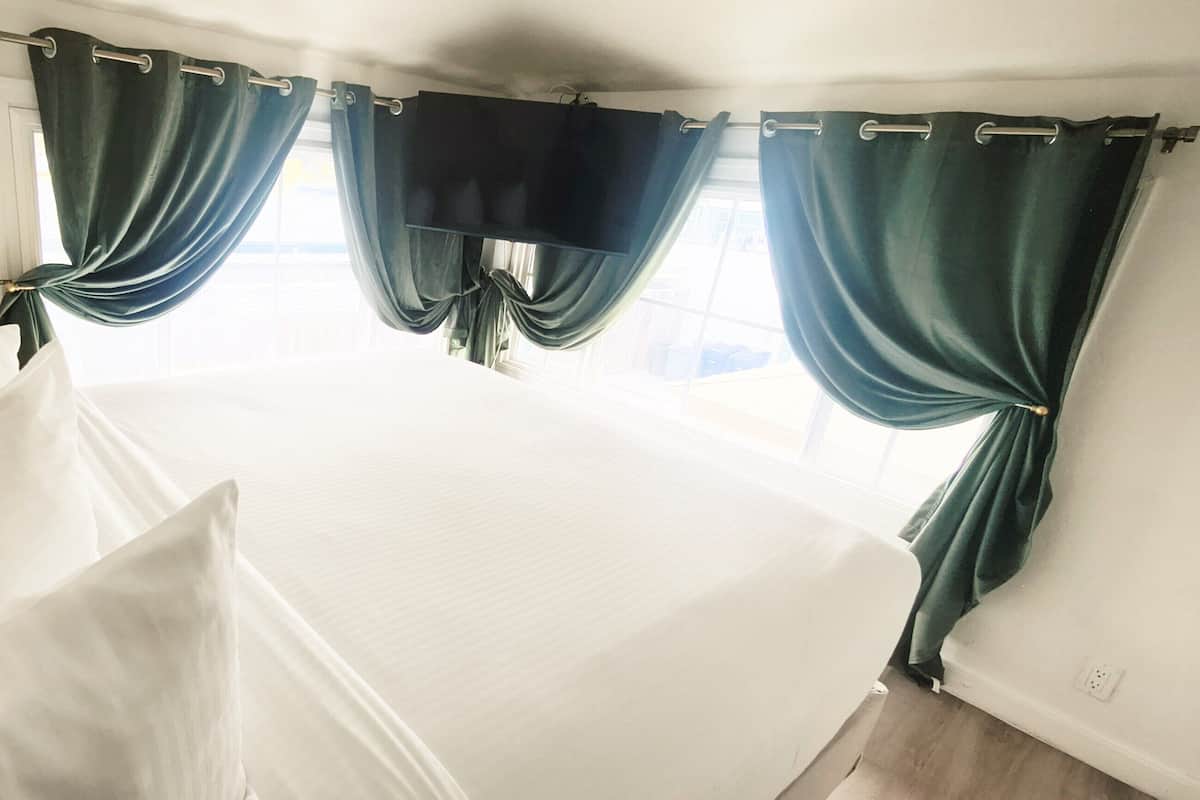 Quarto Familiar | Wi-fi grátis, roupa de cama fornecida 