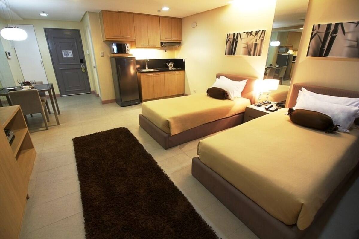 Estúdio Superior (Prime) | Kitchenette privada | Um frigorífico, um micro-ondas, uma placa de cozinha 