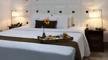 Quarto casal standard | 1 quarto, edredons de pluma, frigobar, cofres nos quartos