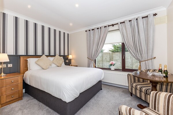 Hillview House - Meath