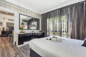 Deluxe with Spa Bath | Vista do quarto