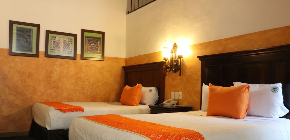Hotel Historia - Morélia