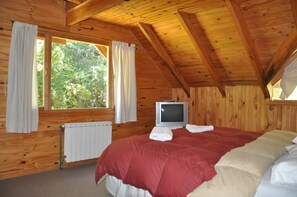 Camas de colchão pillowtop, quartos insonorizados