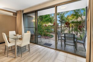 Apartamento standard, 1 quarto | Vista da sacada